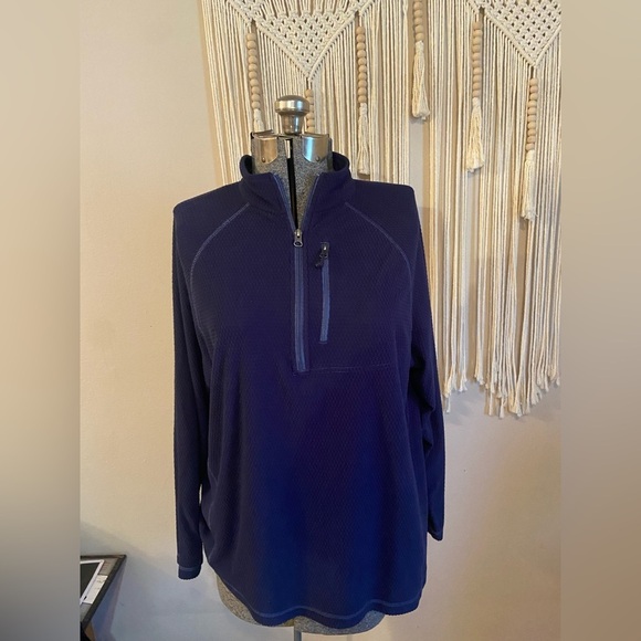 White Sierra | Shirts | 34 Zip Light Weight Shirt | Poshmark